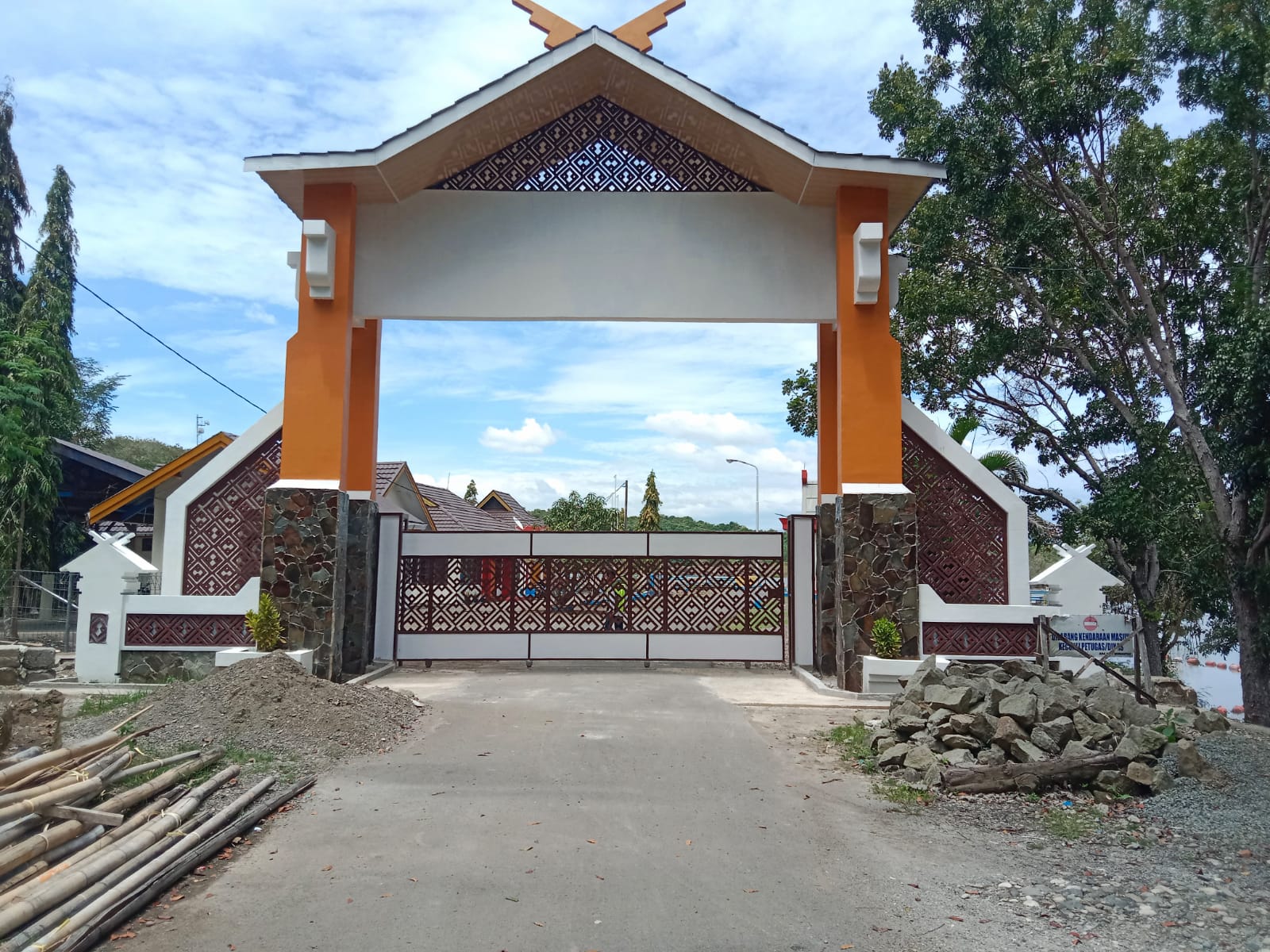 Pelayanan Security Bendungan Ponre-Ponre Bone, Sulsel Pilih Kasih ...